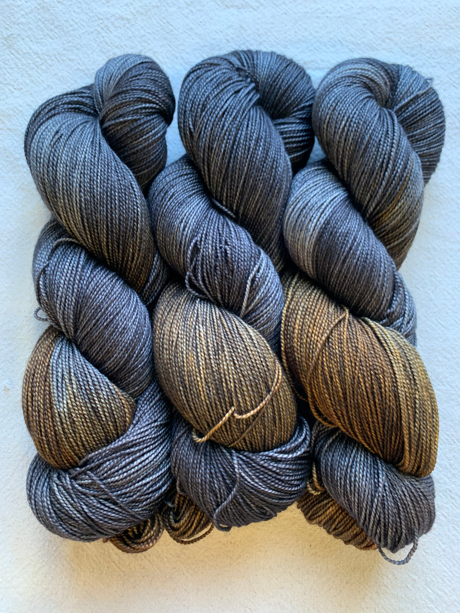 Welcome to The Periwinkle Sheep online yarn shop!